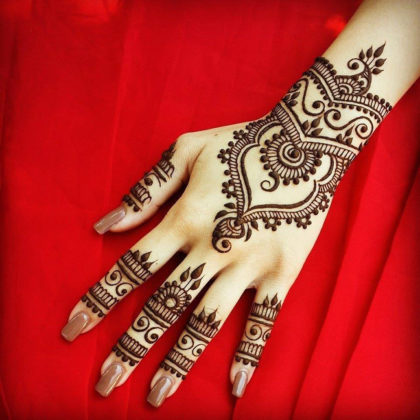 Rising Popularity of Mehendi Art in Western Culture