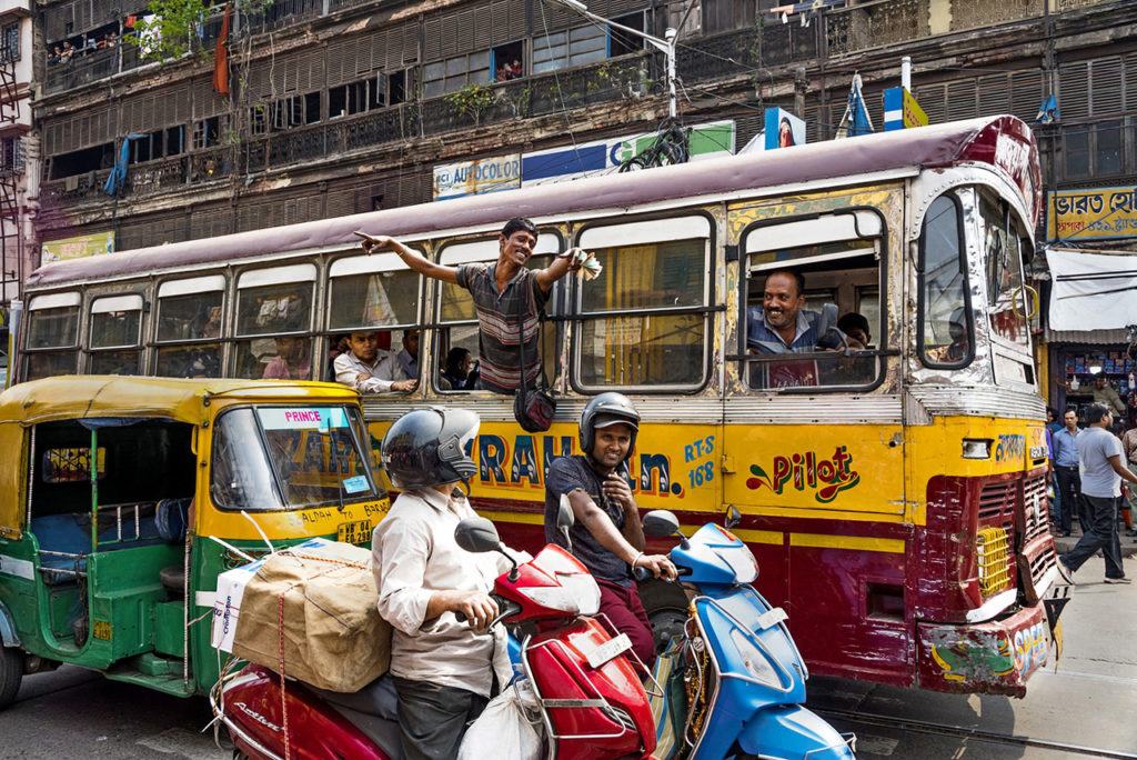 Kolkata Culture & Lifestyle - Mixture of Great Traditional and Modern ...