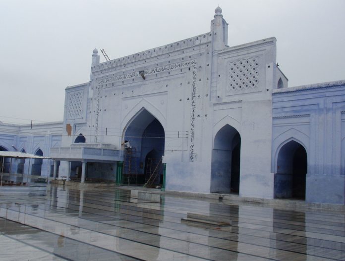 Imagining Ghosts on Visits to Muffasil Towns