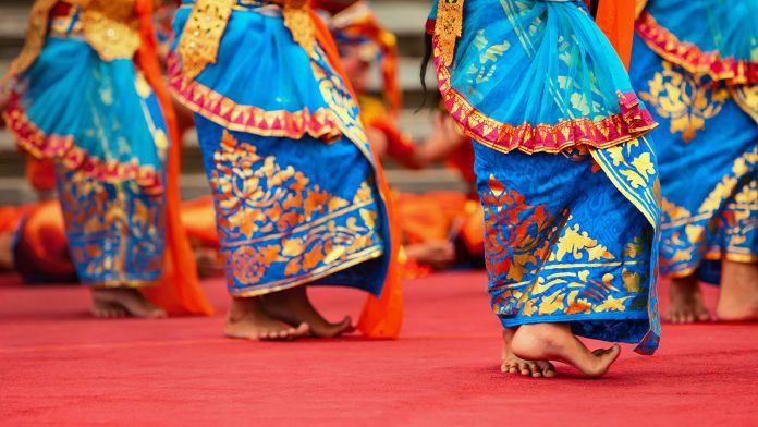 Top 6 Tips For Taking Beautiful Cultural Photos