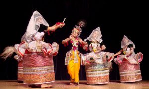 Manipuri Dance – Fraught with Grace & Blissful Enchantment