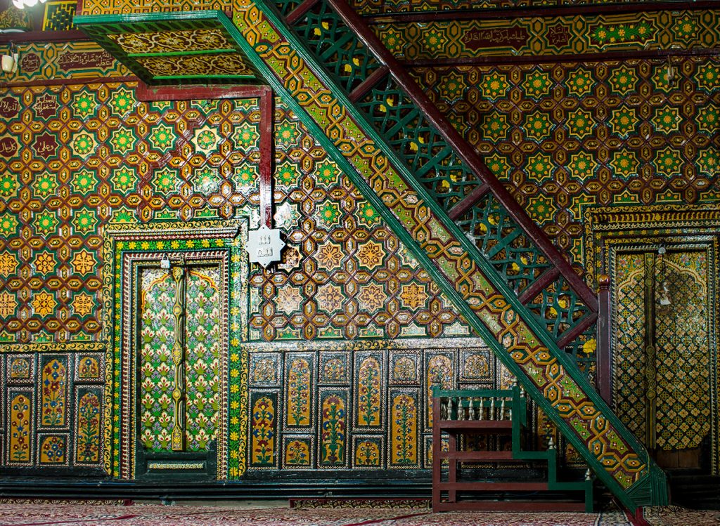 The Beautiful World of Paper Crafts in India