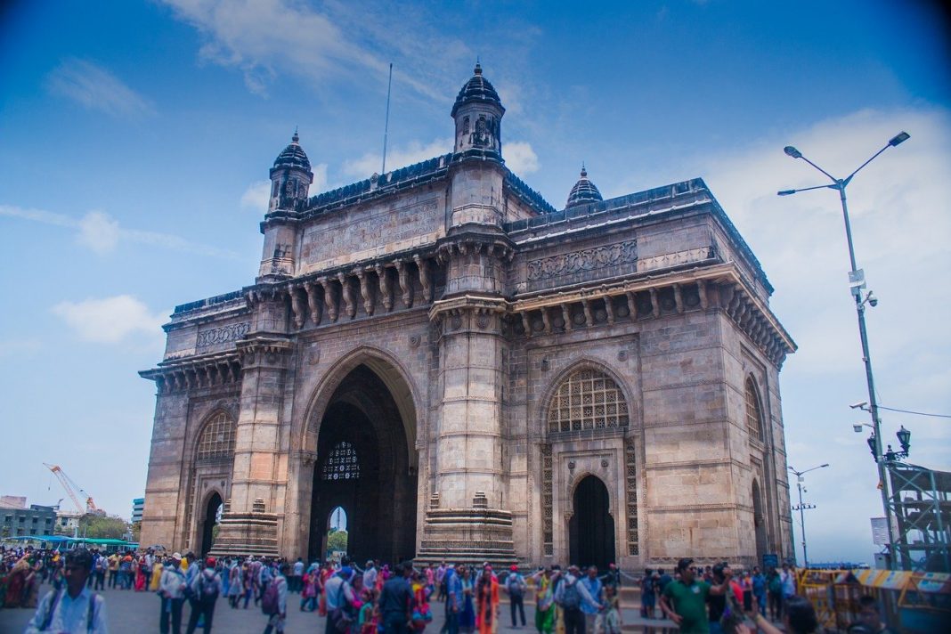 Maharashtra Culture: Exploring the Rich Tradition, Art, Music, Food and ...