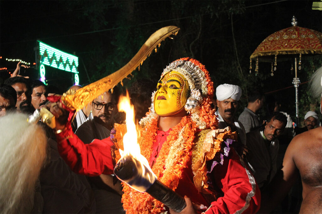 Bhoota Kola - Fiery Folk Art Form of Konkan Culture