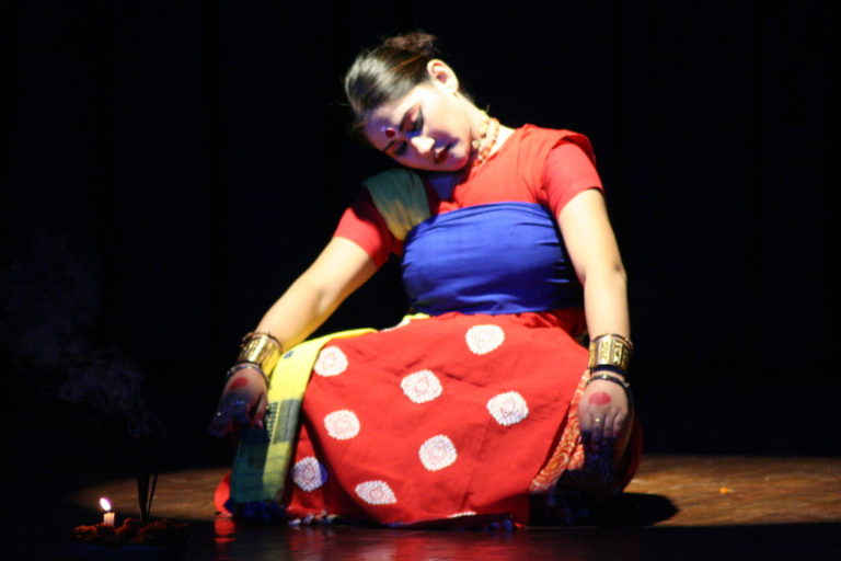 Folk Dances of Assam - Mesmerising Expressions of Assamese Culture