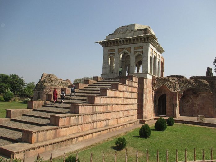 Exploring the Magnificent Architecture of Madhya Pradesh The ...