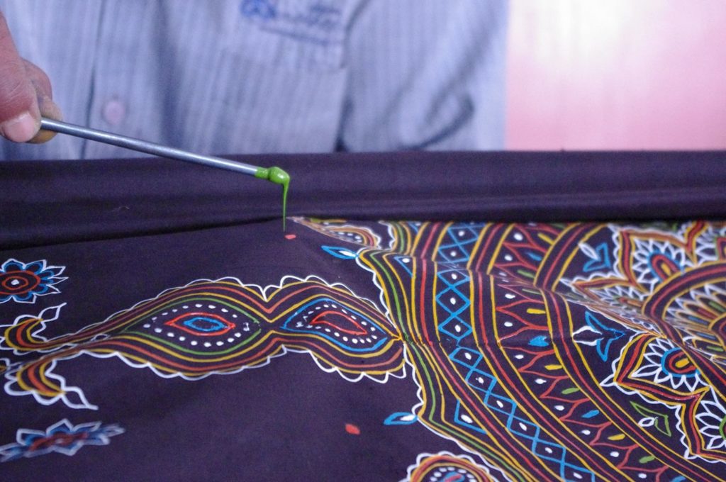 Rogan Art : The Exquisite Art of Cloth Printing Caleidoscope | Indian ...