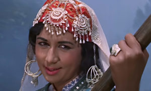 Traditional Dresses of Kashmir - Reflecting the Grandeur of Paradise on ...