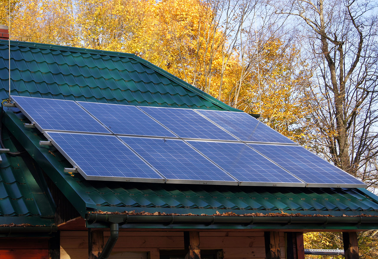 Planning to Go Solar? Check Out These 3 Solar Power Systems for Home