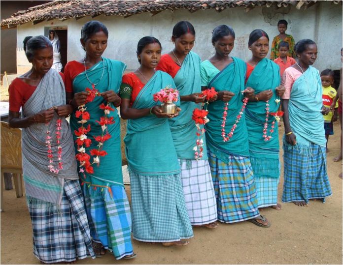 Traditional Dresses of Indian States: The Diversity in Indian Attire