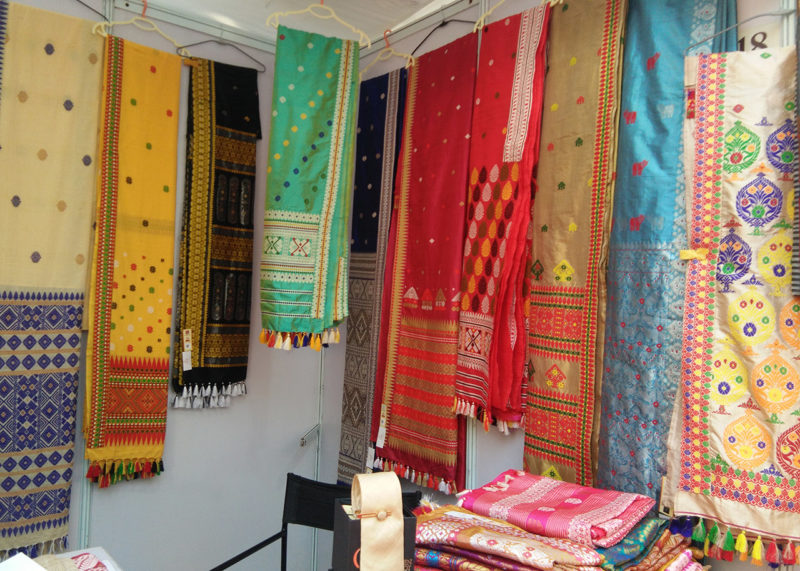 Handloom Expo, Delhi - An exhibit of Hand-woven Sarees and Stunning Outfits