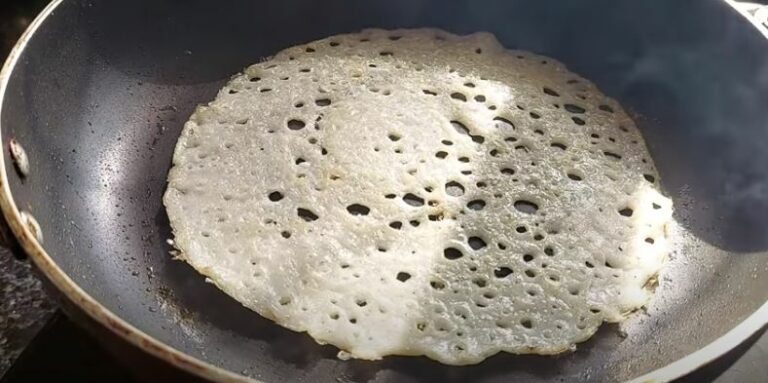 Exploring the Mouthwatering Monsoon Dishes of India