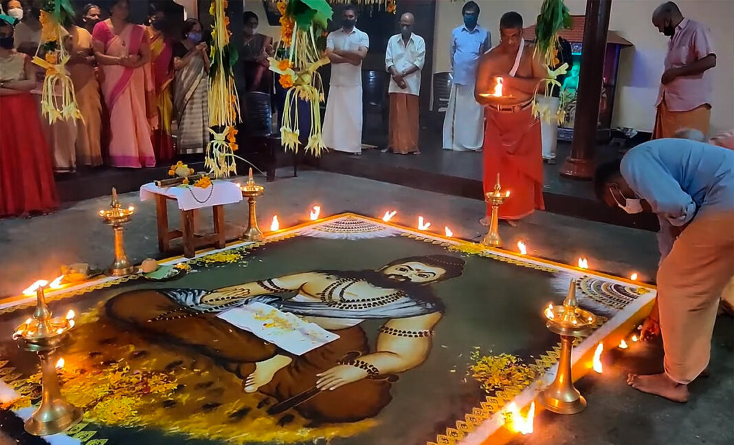 Kalamezhuthu Pattu – A Divinely Floor Art of Kerala