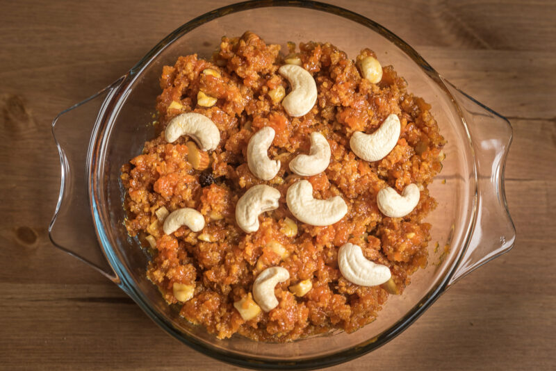 20 Best Traditional Winter Foods of India to Keep You Warm & Healthy