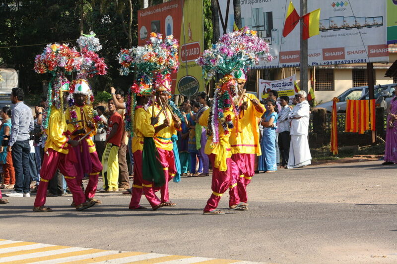 Suggi Kunitha Folk Dance of Karnataka