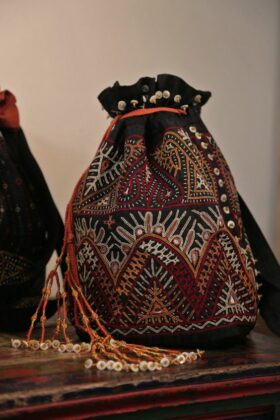 Banjara Embroidery – Colorful, Bright & So Alive!