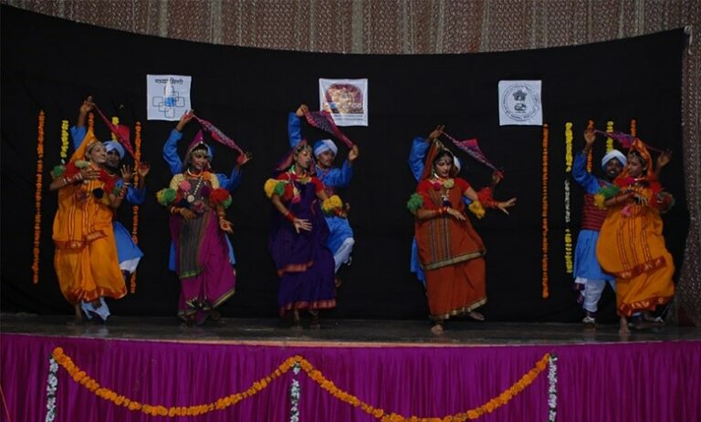 Exploring the Vibrant Folk Dance of Telangana: A Cultural Journey