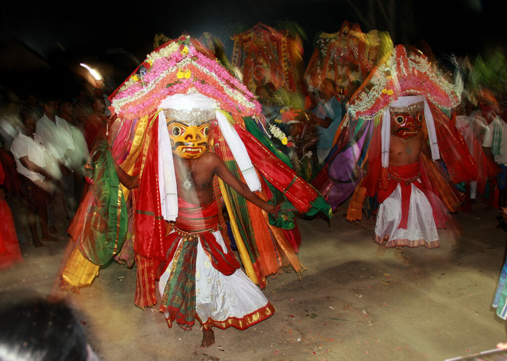 Somana Kunita: Karnataka's Ancient Masked Ritual